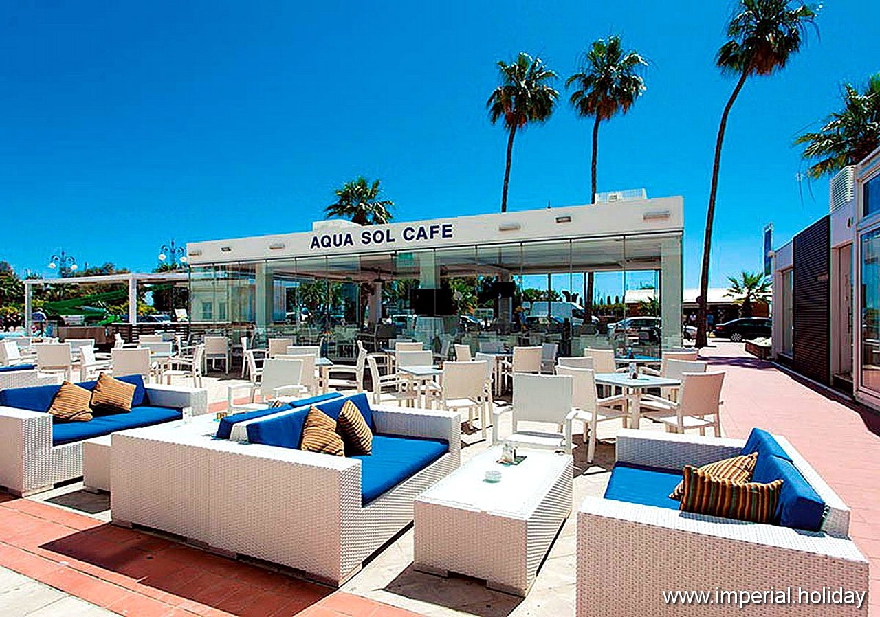 Sun Hall Beach Hotel & Apts | HR